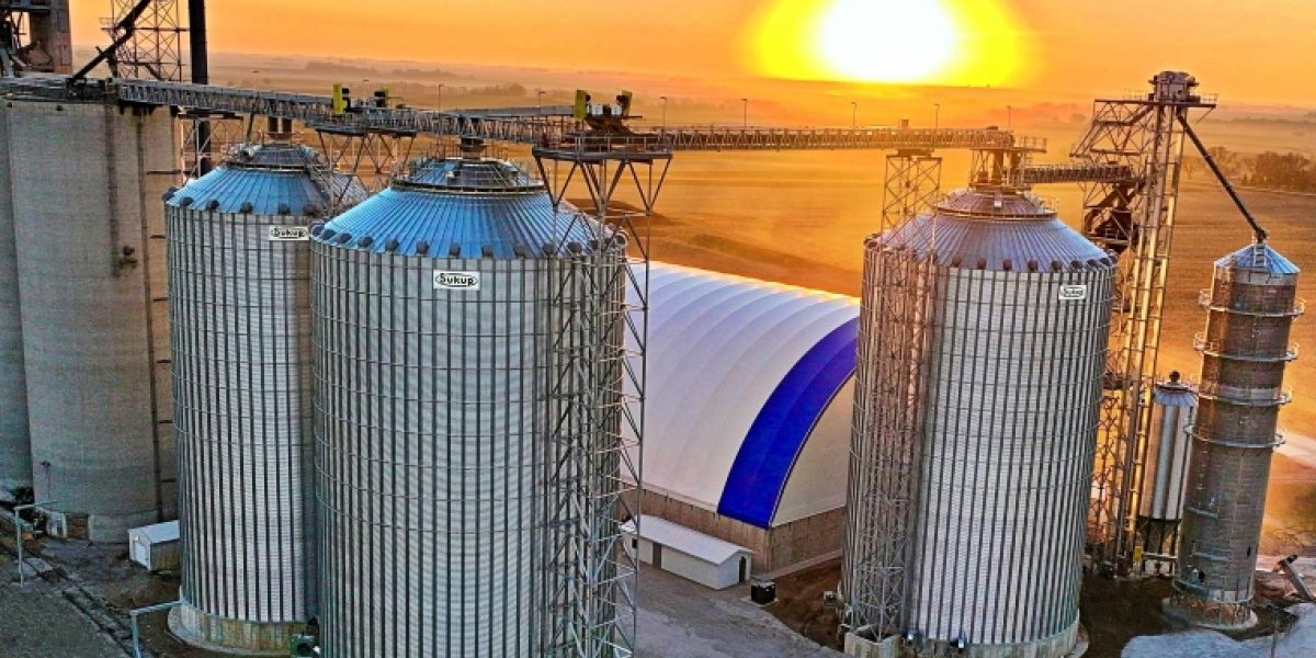 Sukup Commercial Project:Landus Cooperative, Yetter, IA - Sukup